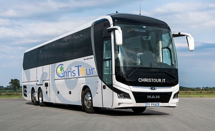 Hire a coach in Italy - Our 62-64 seats available for your Tour!